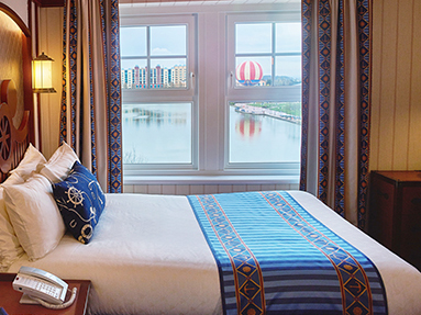 Compass Club Double Room Lakeside | AttractionTickets.com